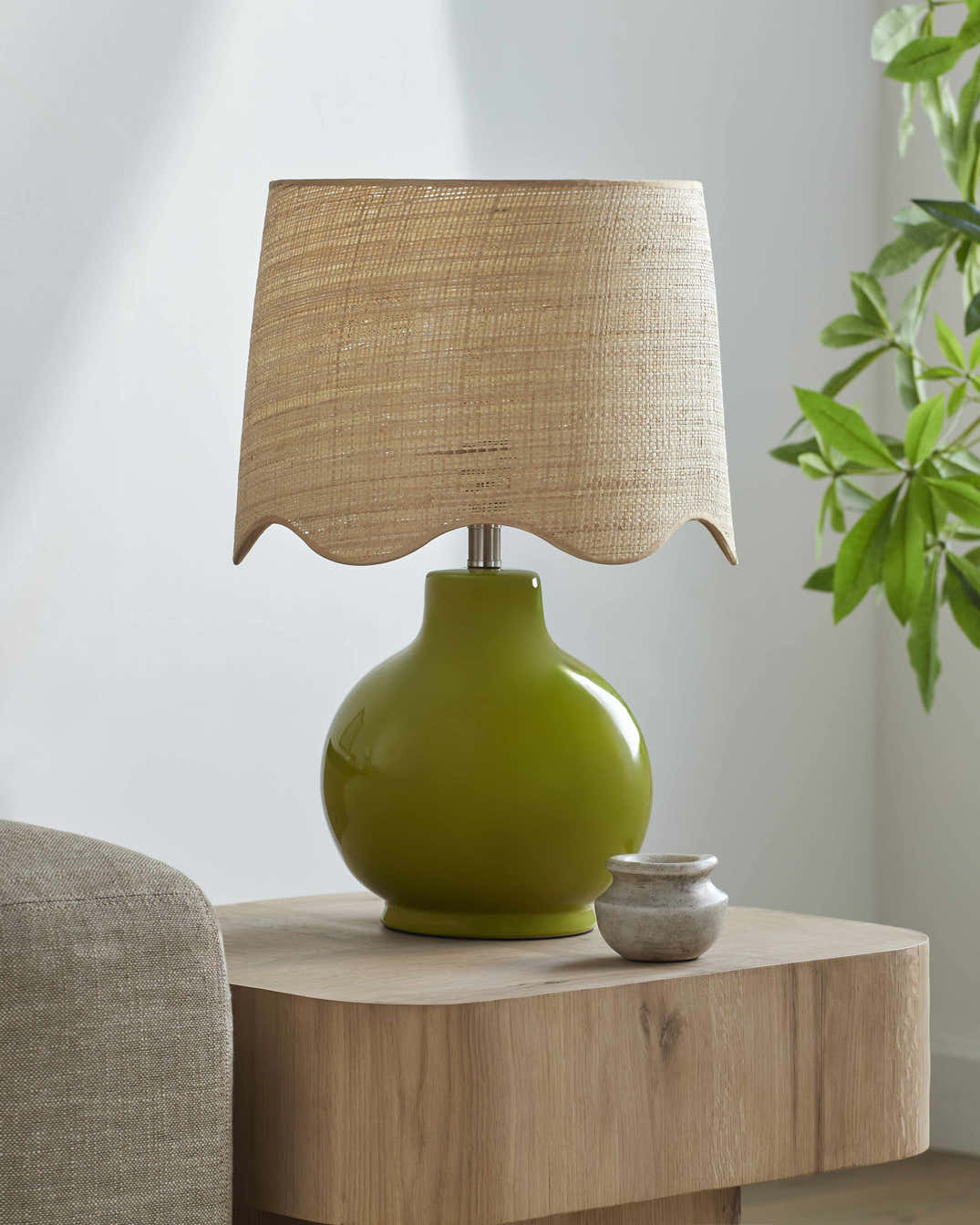 Pojezerje Olive Rattan Table Lamp – Boutique Rugs