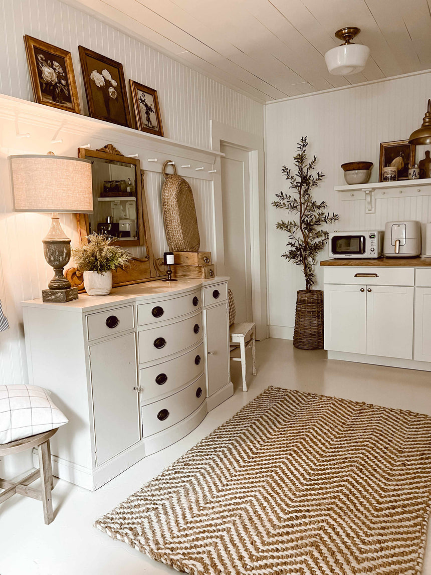 Aren Area Rug - Clearance – Boutique Rugs