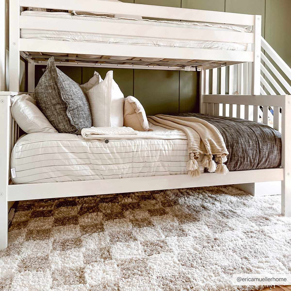 Checkered Rugs & Runners: Elegant Selections | Boutique Rugs