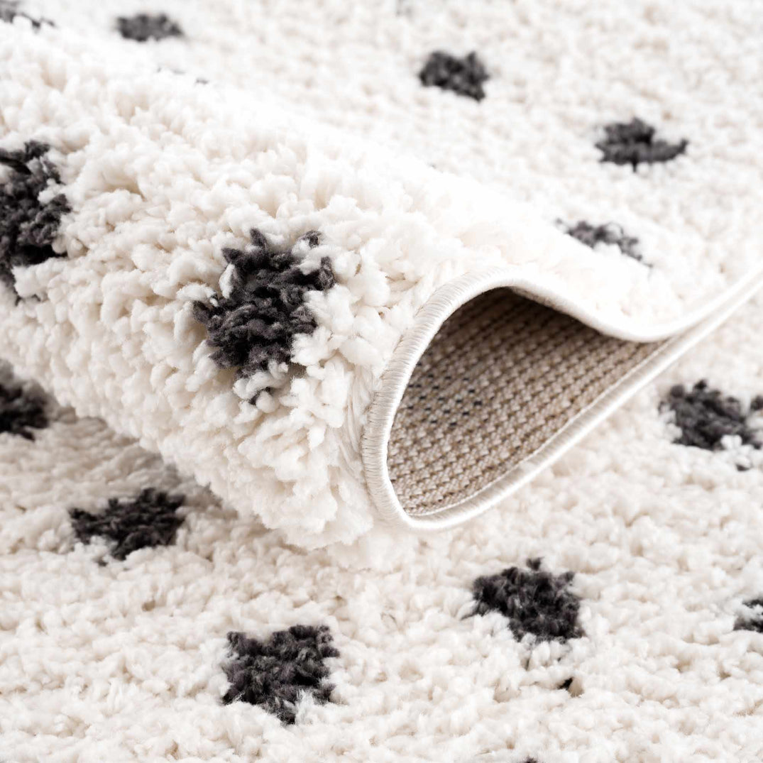 Chaia Dotted Black & White Plush Rug – Boutique Rugs