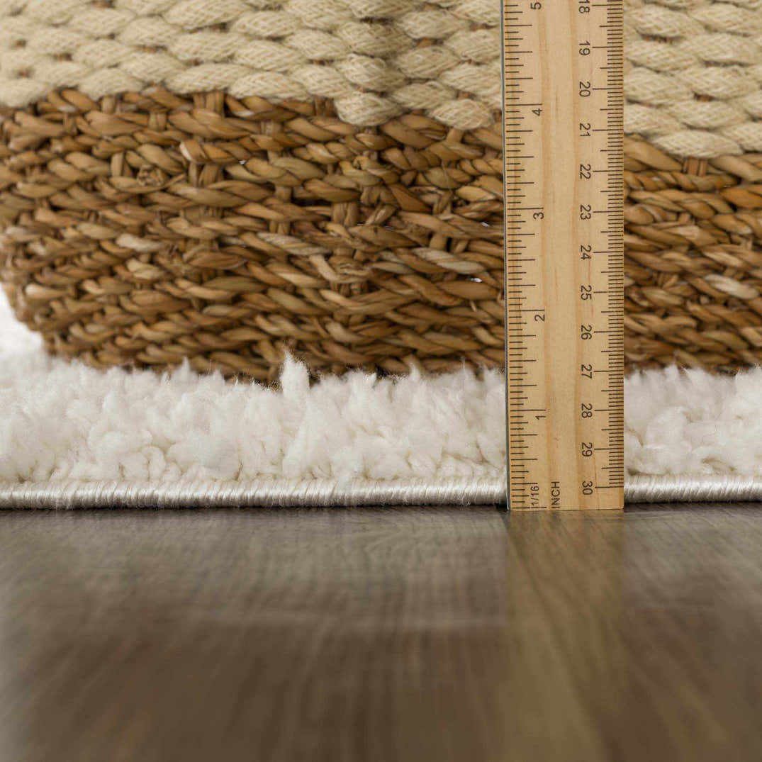 Chaia Dotted Cream & Brown Plush Rug – Boutique Rugs