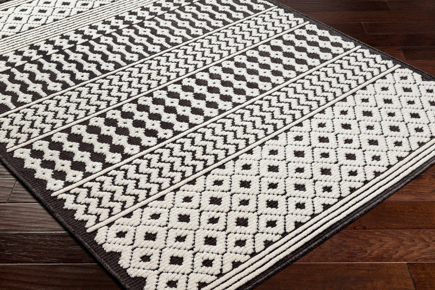 Drago Black Trellis Washable Rug - Clearance – Boutique Rugs