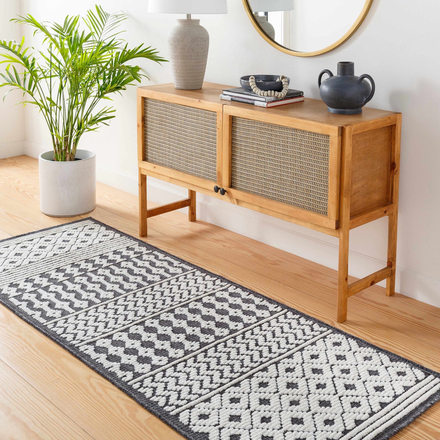 Drago Black Trellis Washable Rug - Clearance – Boutique Rugs